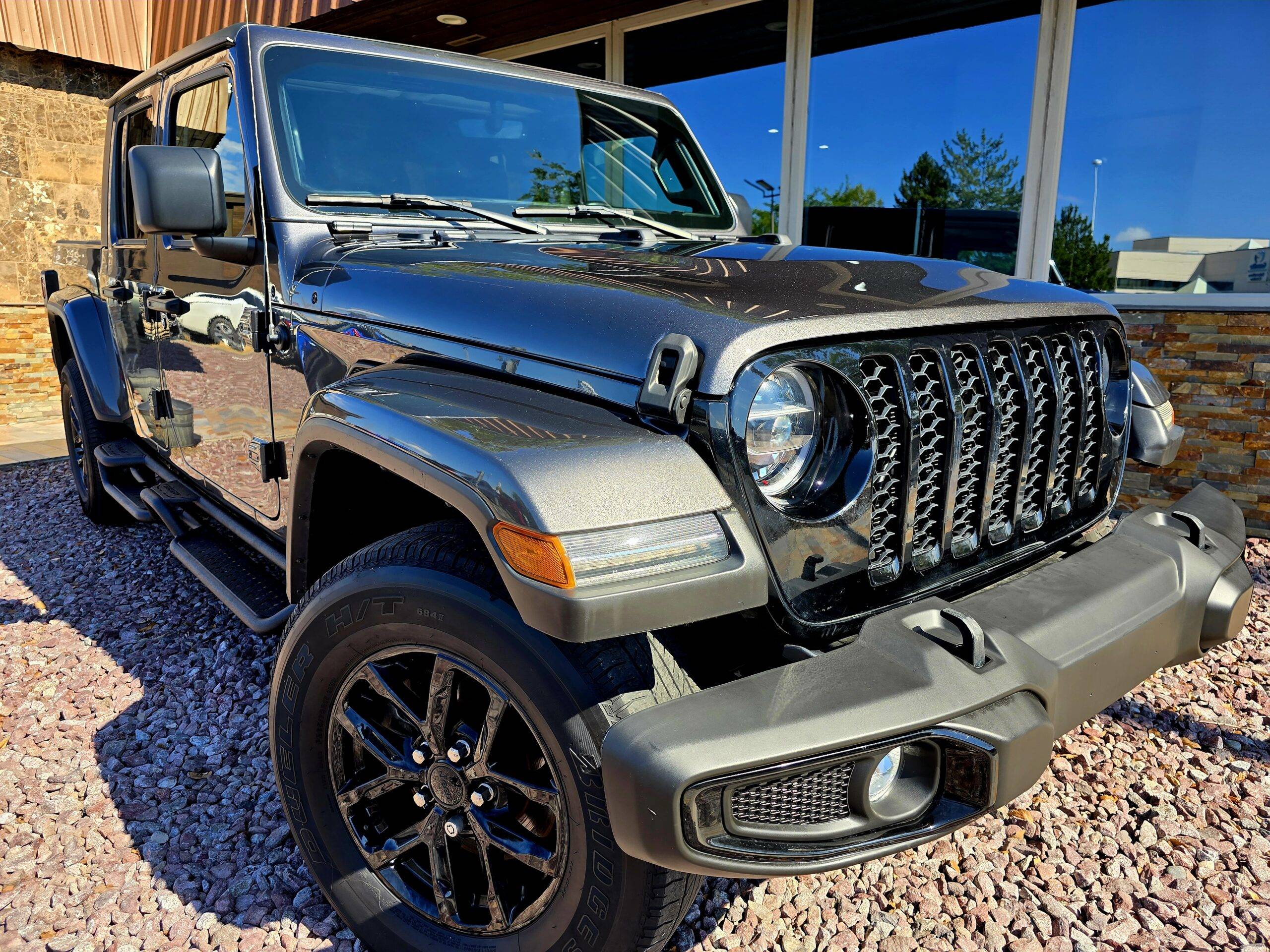 2022 Jeep Gladiator Altitude - The Right Place Auto